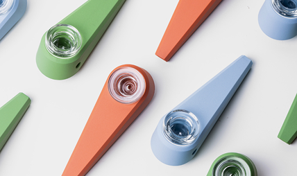 The Softest Hit: How Softglass Hand Pipes Redefine Comfort – SOFTGLASS